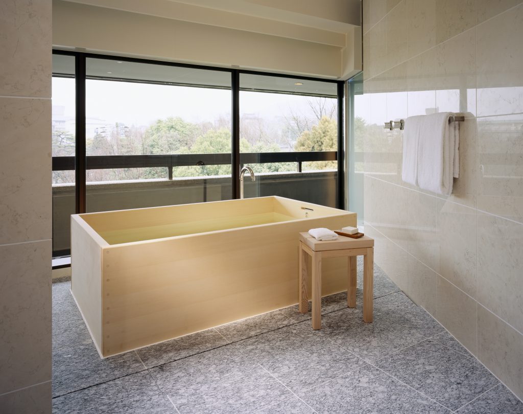 BALCONY_BATH copy - Siège hublot